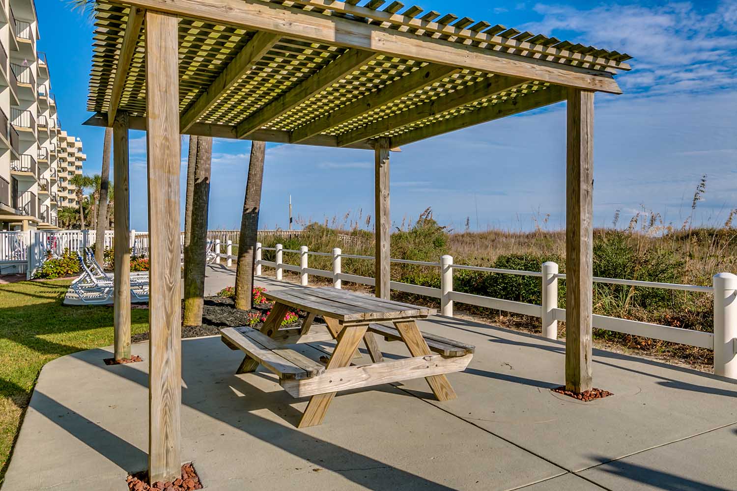 Crescent Sands North Myrtle Beach | Oceanfront Condo Rentals